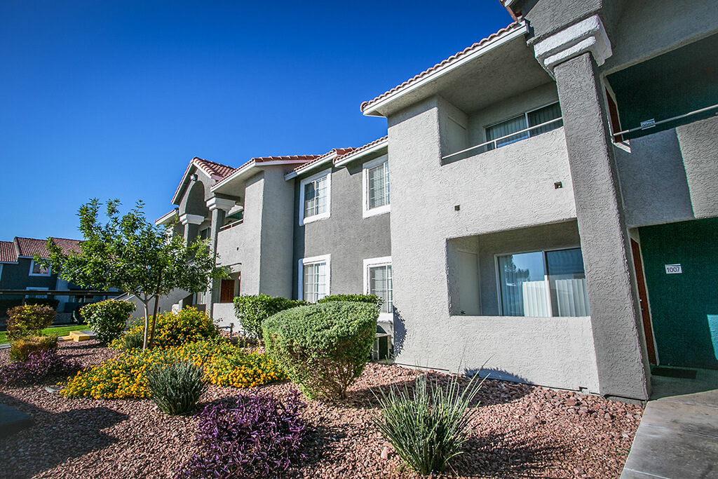 Las Vegas Apartments | St. Lucia Apartment Homes in Summerlin